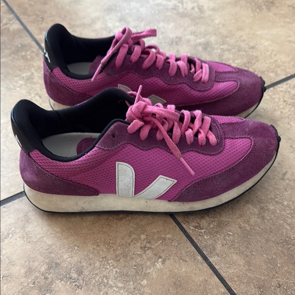 Veja | Shoes | Veja Pink Sneakers Retroinspired Sustainable Design ...